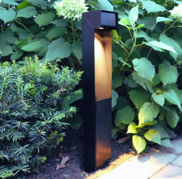 Tuinpaal Pro+ padverlichting met Niko New Hydro stopcontact zwart ...